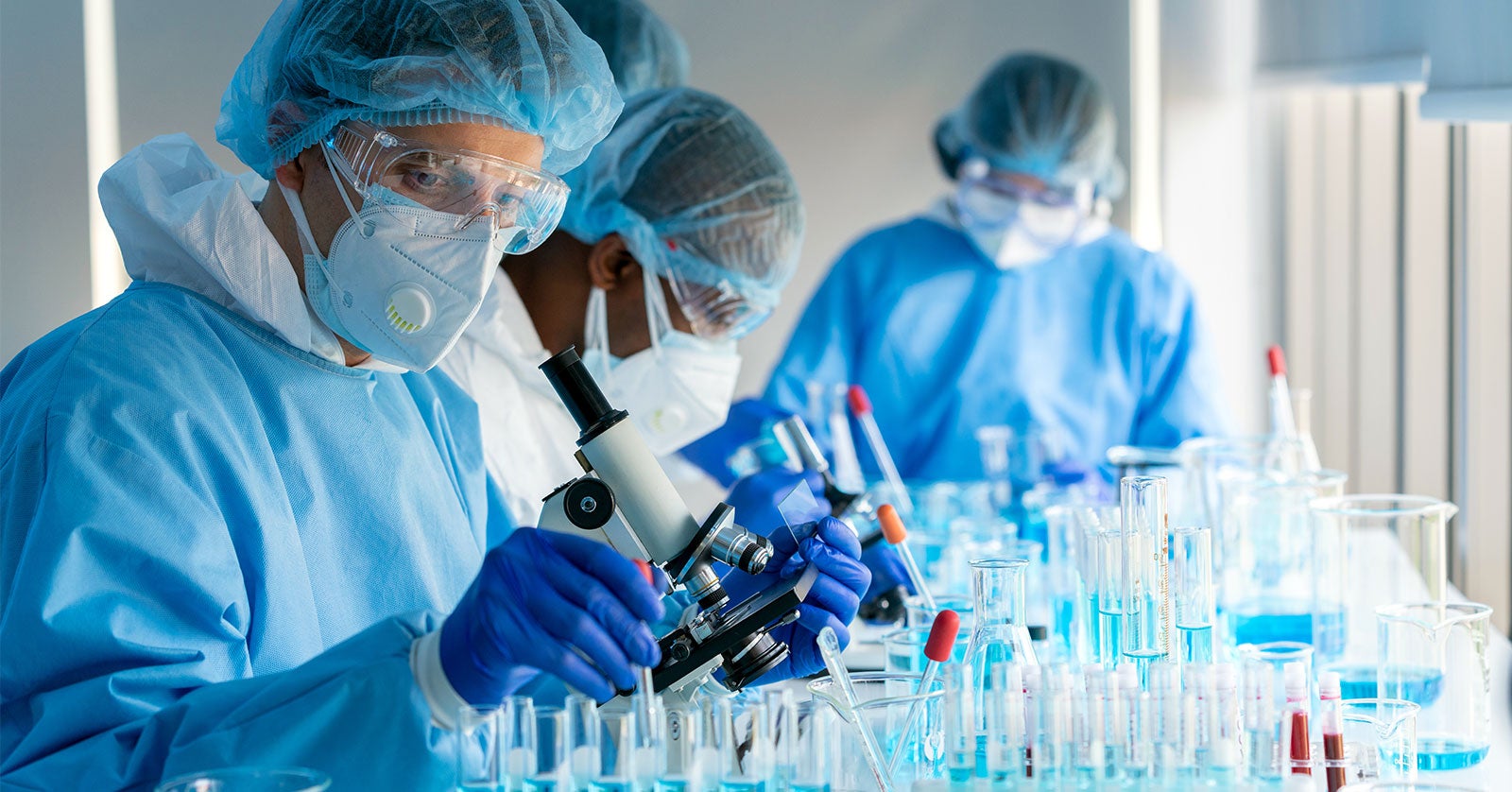 Five Essential Factors for a Successful Biopharma Product Launch | L.E ...